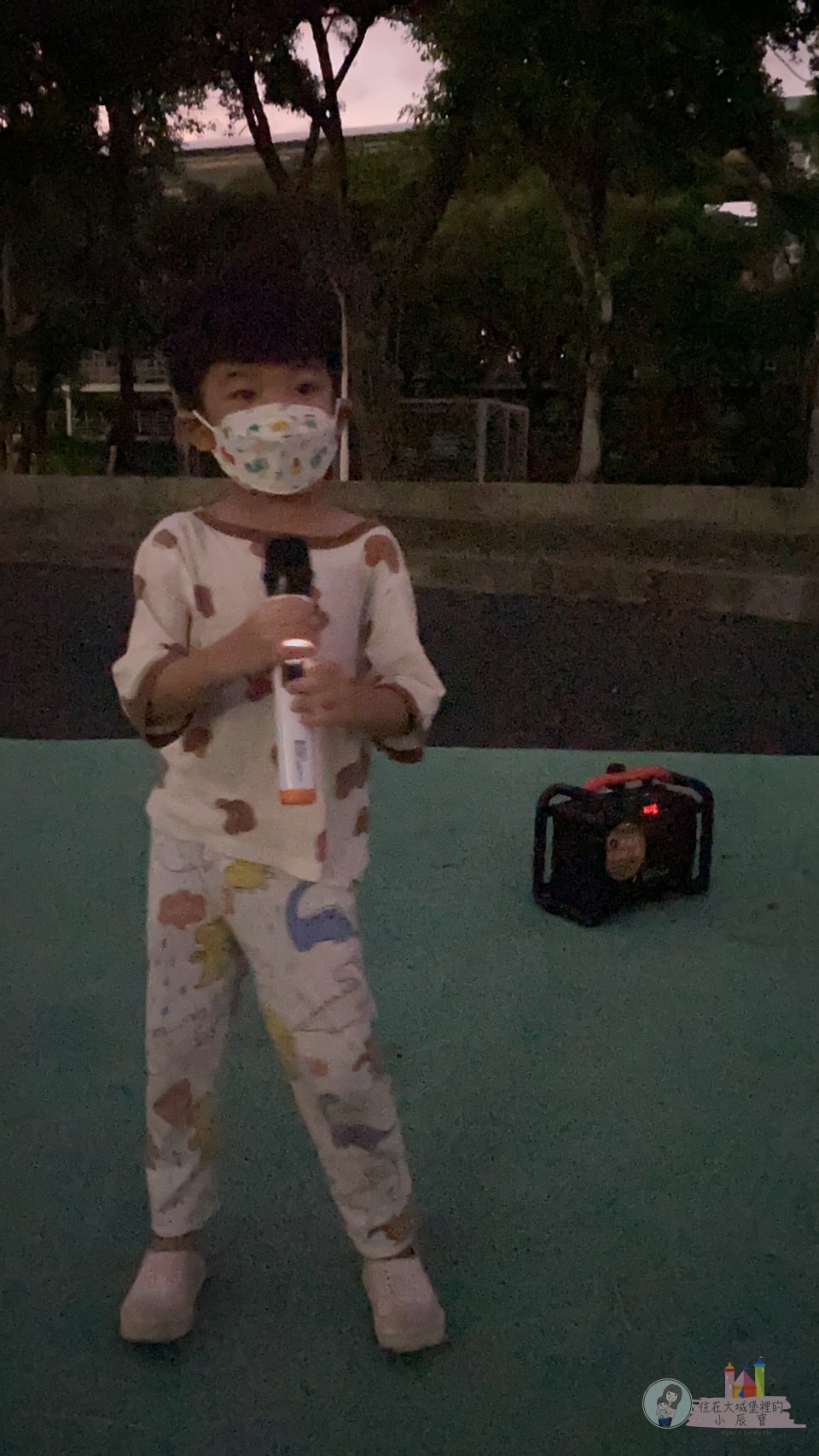【好物分享】SANSUI 山水重低音戶外手提行動KTV SS2-K55｜防潑水減震｜無線對唱｜一鍵消除原音｜隨身娛樂新體驗｜一開即唱｜隨時開趴 ...